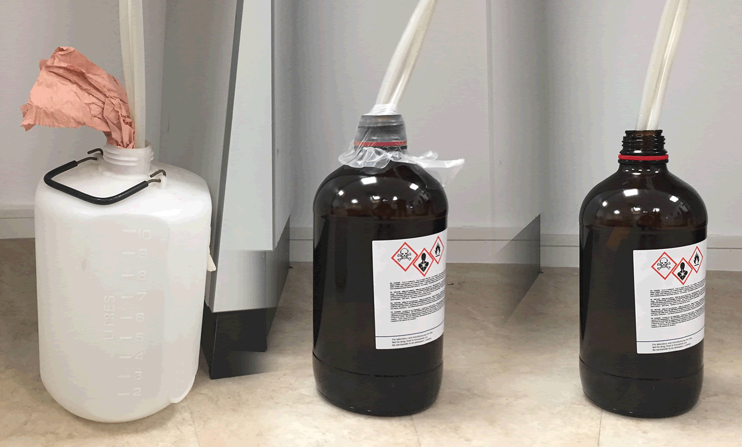 The Essential Role of Solvent Safety Caps in Chromatography Labs